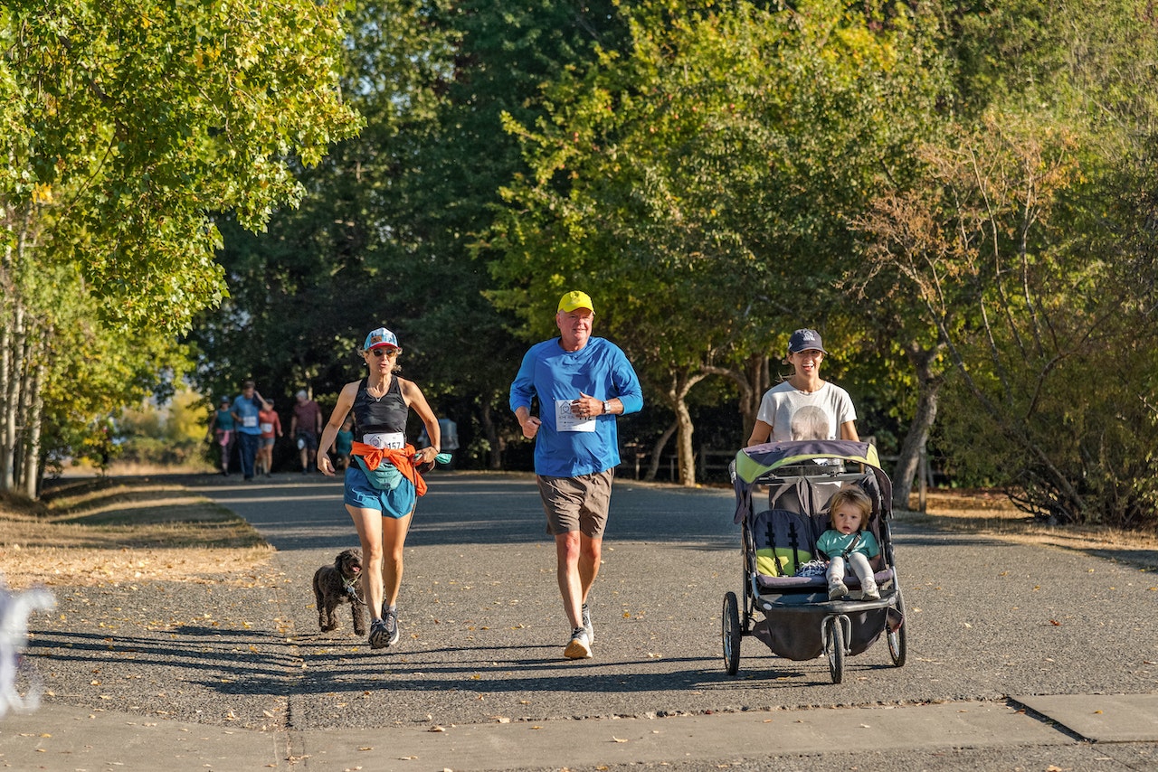 12 Best Triple Strollers Actually Worth the Money (2024) | Parenting Mode